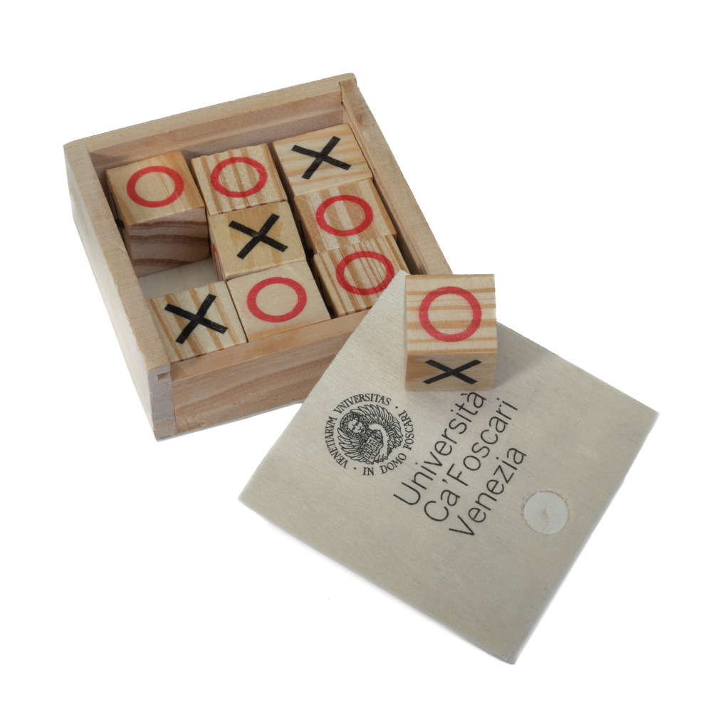 Gioco per bambini: tris in legno – Children’s game: tic-tac-toe – shop